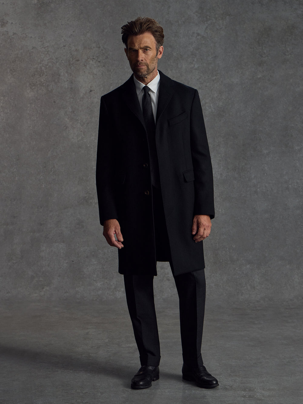 The Commander's Overcoat - Black