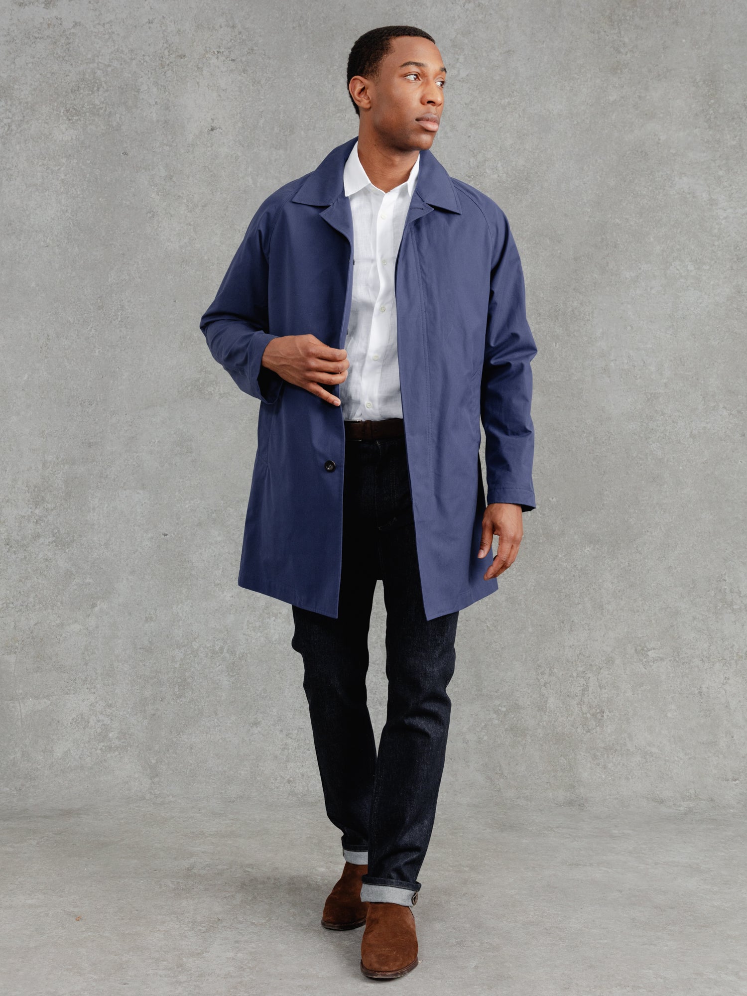 The Ventile® Raglan Raincoat - French Navy – PrivateWhite V.C.