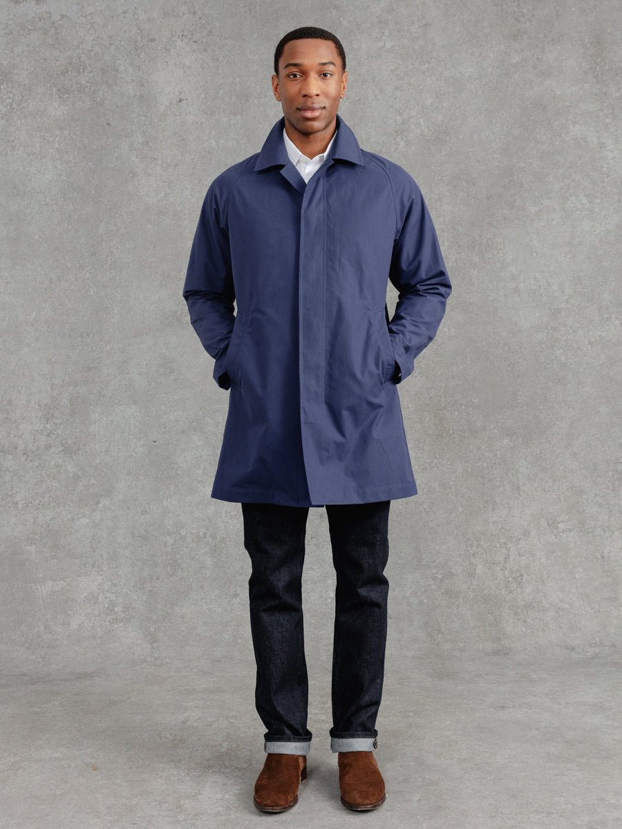 The Ventile® Raglan Raincoat - French Navy – PrivateWhite V.C.