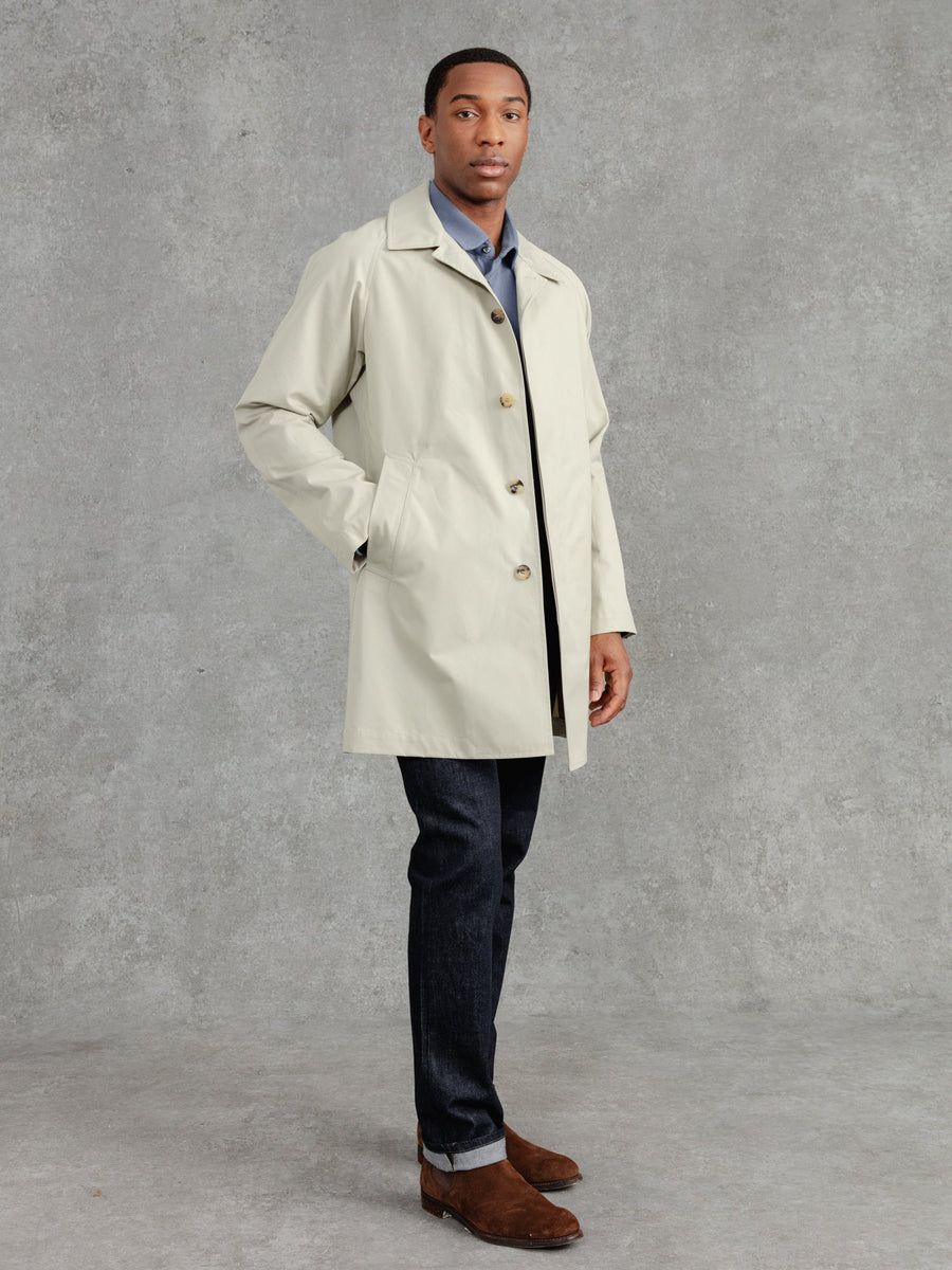 The Ventile® Raglan Raincoat - Stone – PrivateWhite V.C.