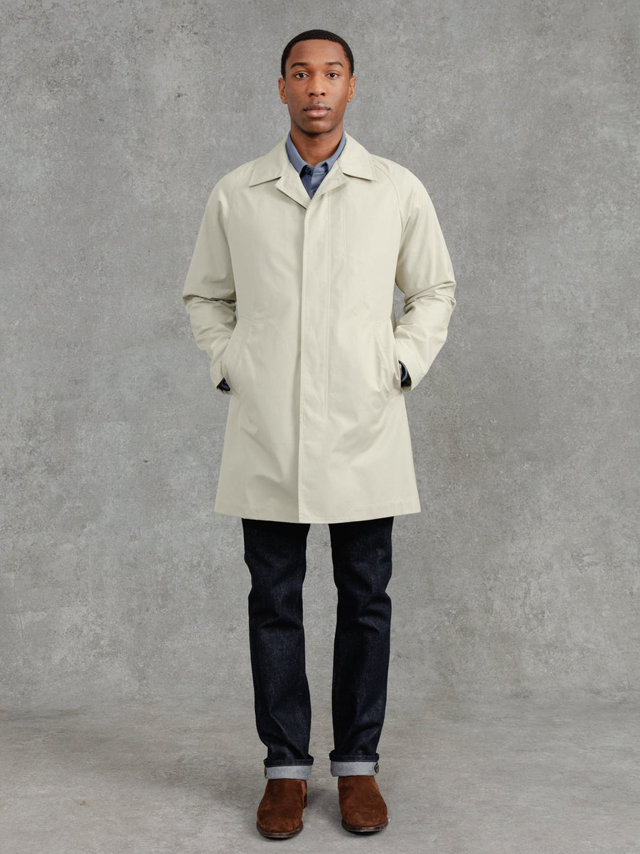 The Ventile® Raglan Raincoat - Stone – PrivateWhite V.C.