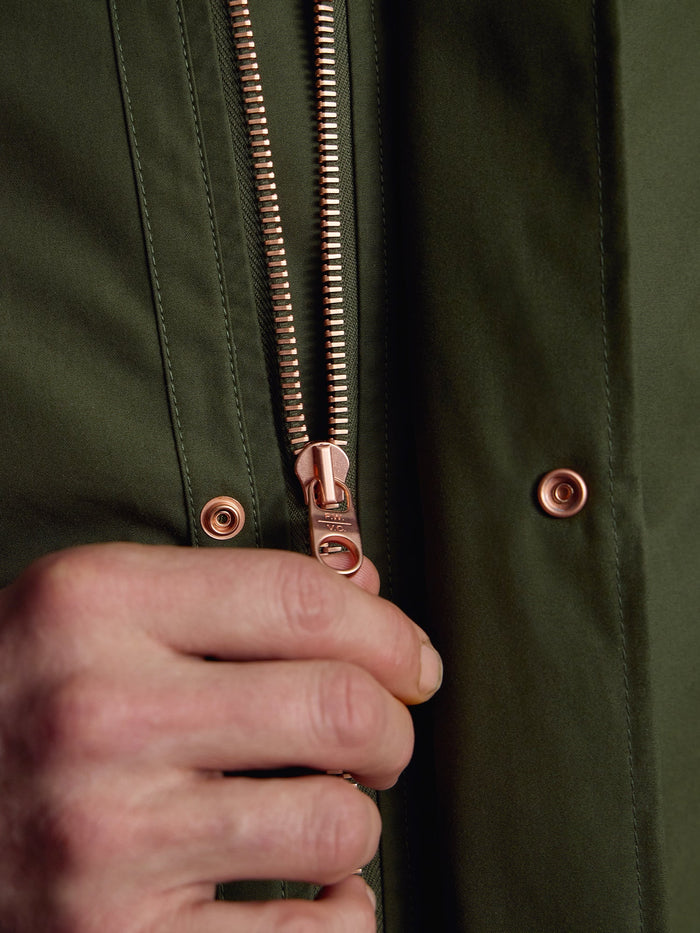 The Field Agent - Olive